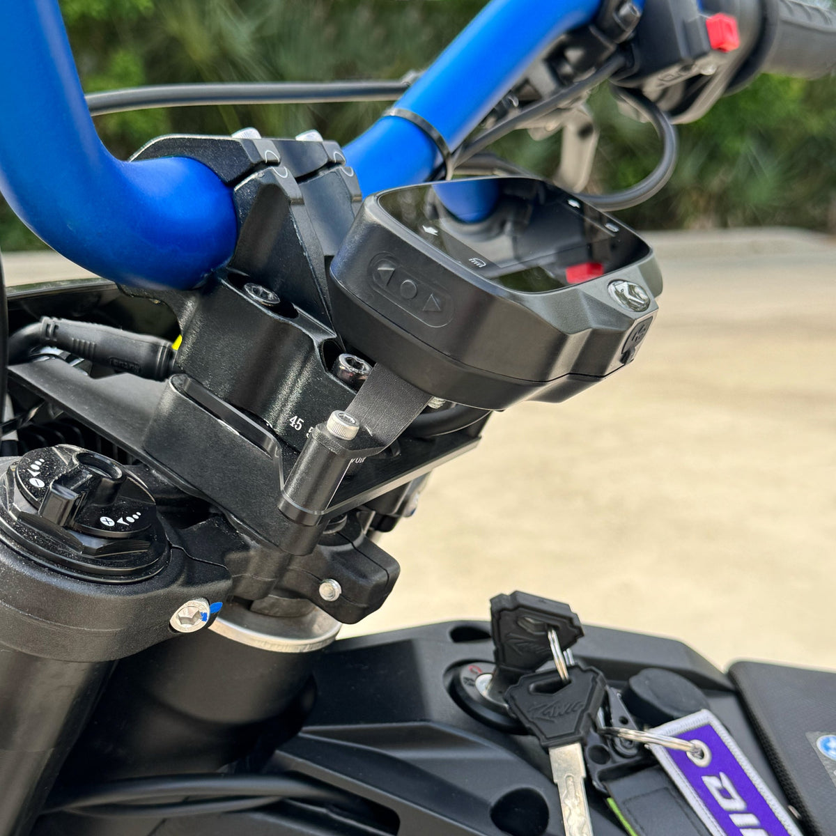 Display Relocation Bracket Kit | Rawrr Mantis X – Puget Sound Motorsports