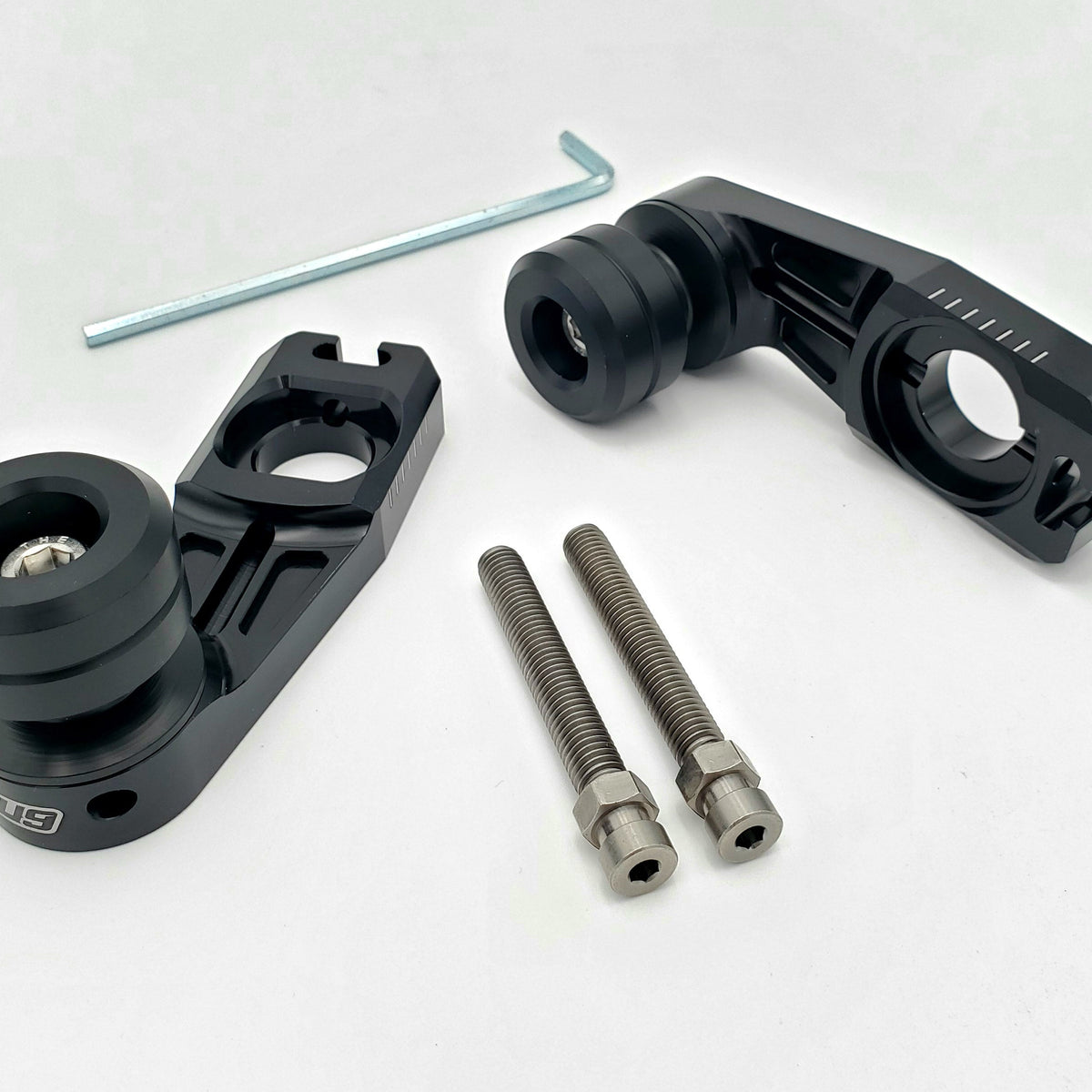 Ultra Bee Rear Slider (Collective) – Puget Sound Motorsports